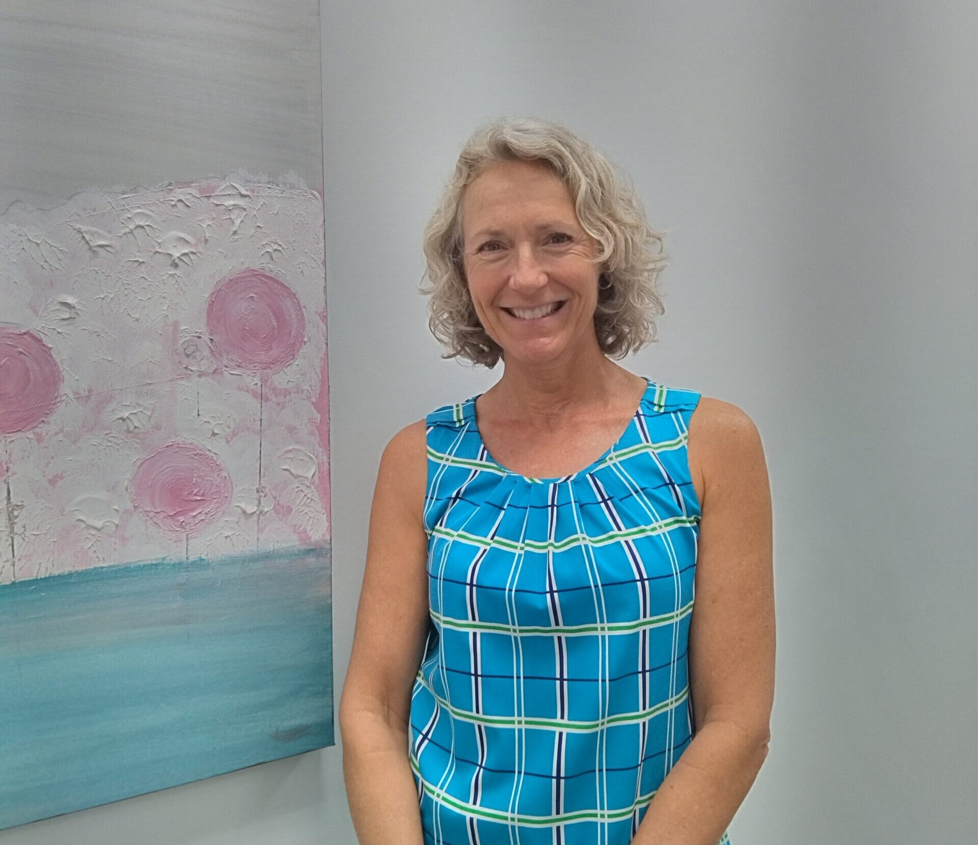 Meet the Volunteer: Leslie Miller, Embrace Grace Client Coordinator ...